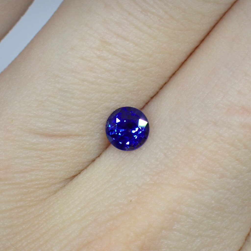 【AIGS鑑別書付】ネオン感 美しすぎるロイヤルブルーサファイア 0.53ct | 宝石つむり