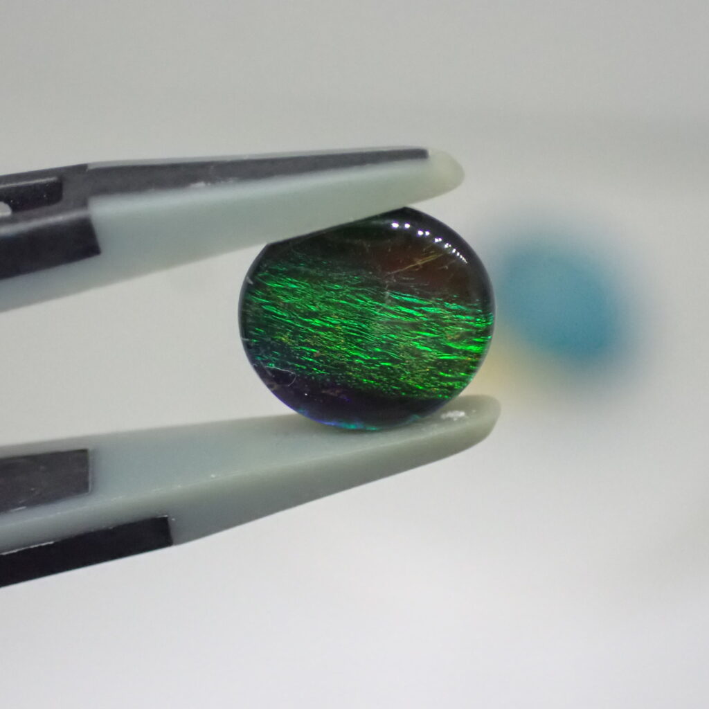 美しいイリデッセンス☆カナダ産アンモライト 1.494ct | 宝石つむり